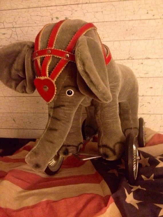 Vintage Pull Toy Ride On Circus Elephant Mohair 1950