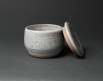 Round ceramic box | Etsy