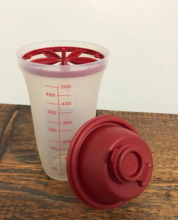 Vintage Tupperware Quick Shake Gravy Shaker Blenders 5 COLOR Vintage Tupperware Quick Shake Gravy Shaker Blenders 5 COLOR