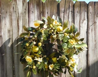 Outdoor wreath | Etsy