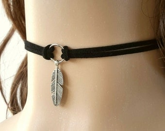 Feather choker | Etsy