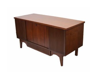 Lane cedar chest | Etsy