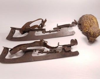 Vintage ice skates | Etsy