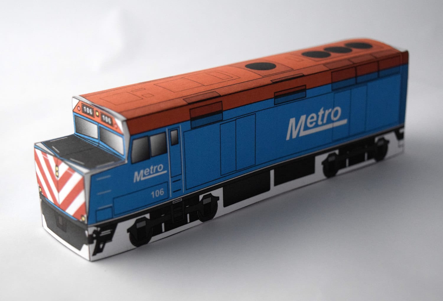 Metro Commuter Engine Papercraft Model Kit