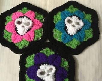 PDF Pattern of Crocheted Pillowcase Flower Granny Square