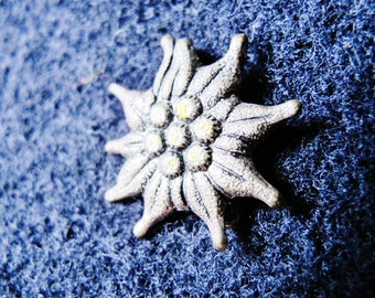 Edelweiss brooch | Etsy