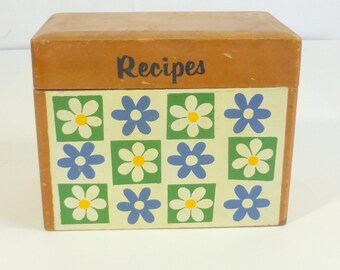 Vintage recipe box | Etsy