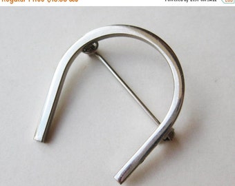 Western brooch | Etsy