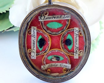 Reliquary locket | Etsy