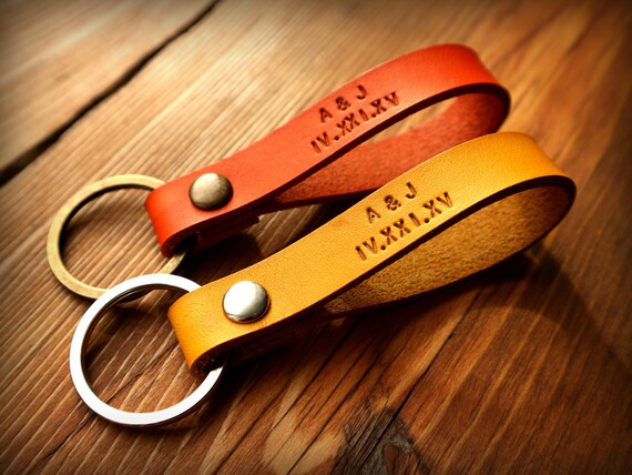 Set of 2 Personalized Leather Keychain Custom Couple Leather