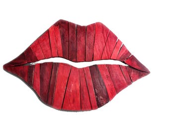 Wooden lips | Etsy