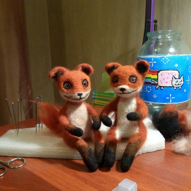 Needle felting. Cute little things made of by FeltedCuteThings