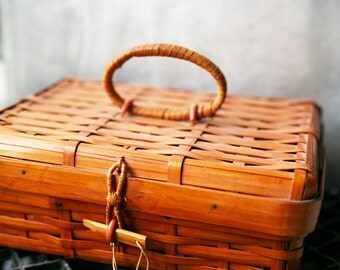 Vintage sewing box | Etsy