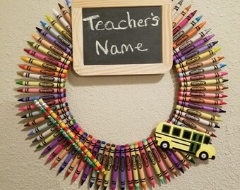 Crayon wreath | Etsy