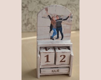 Wooden calendar | Etsy