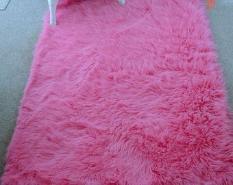 Pink fur rug | Etsy