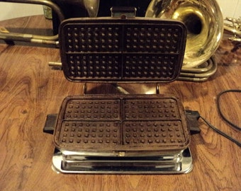 Vintage waffle iron | Etsy