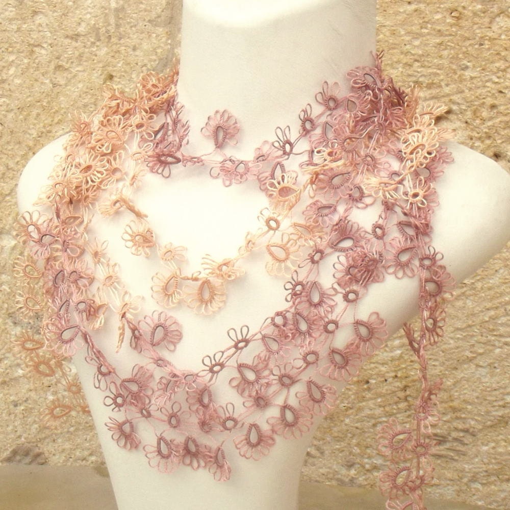 Turkish OYA Lace Tatting lace Lariat PinkBeige Crocheted
