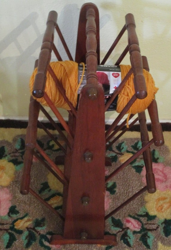Vintage Wooden Knitting Stand Yarn Skein Rack Magazine Holder