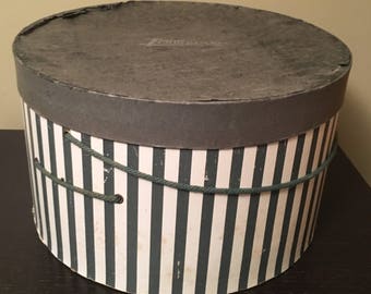 Vintage hat box | Etsy