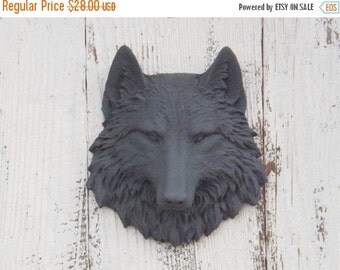 Wolf head wall mount | Etsy