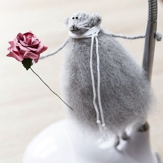 Whimsical yet elegant knitted Rats & More. by Candyfleece on Etsy