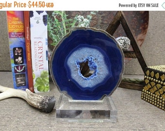 Rock display stand | Etsy