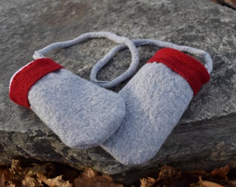 Mittens with strings | Etsy