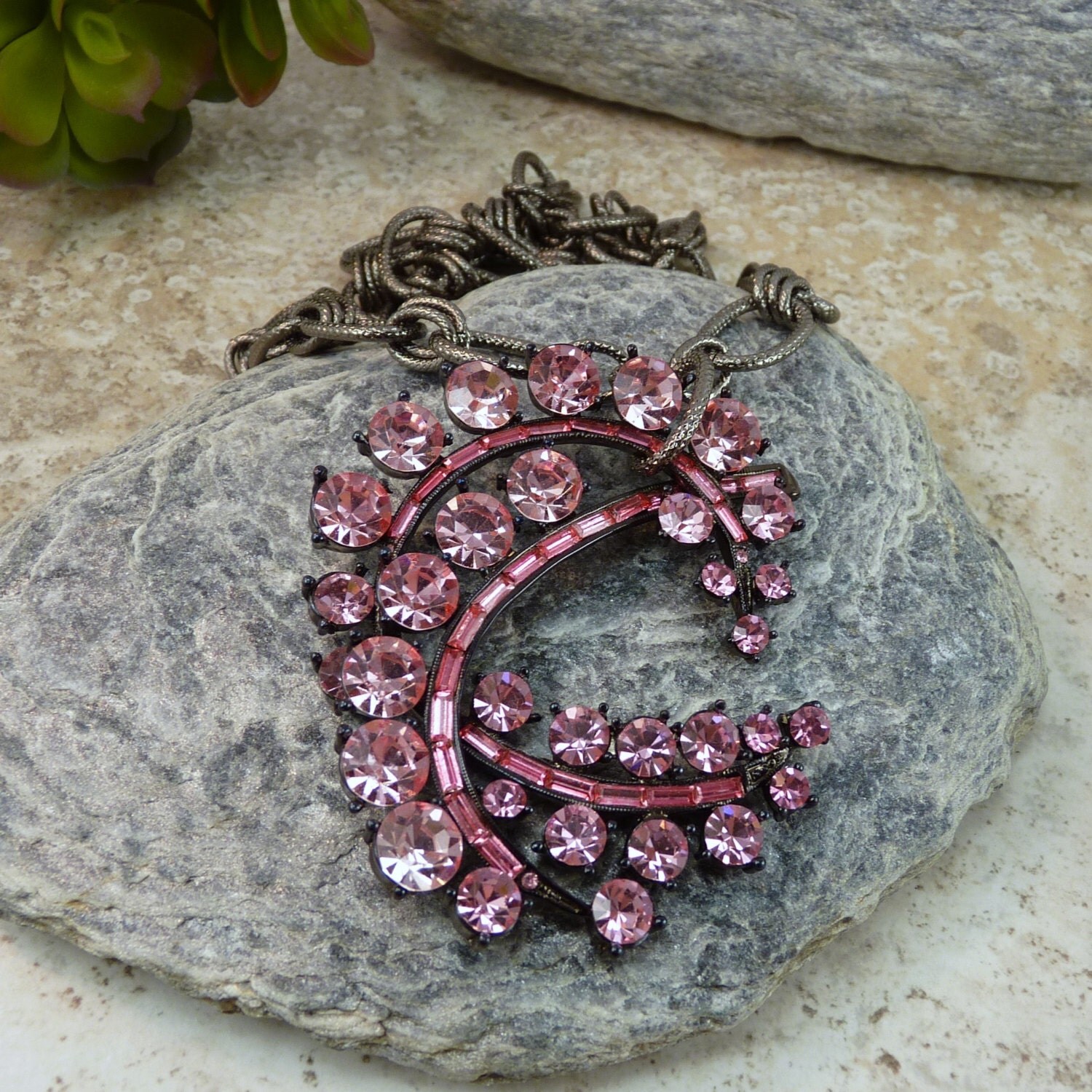 Vintage Style Pink Rhinestone Medallion Dark Silver Link