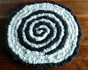 Wool braided rug | Etsy