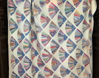 Vintage fan quilt | Etsy