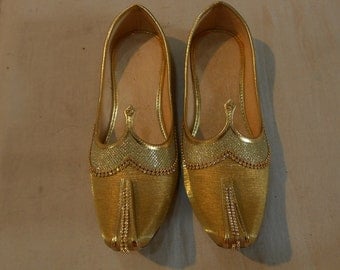 Punjabi jutti | Etsy