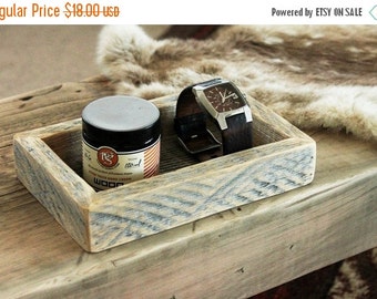 Reclaimed wood tray | Etsy