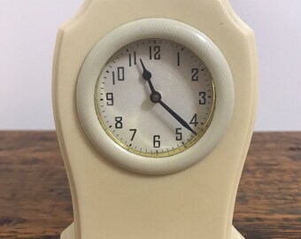 Vintage mantel clock | Etsy