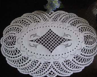 Oval paper doily | Etsy