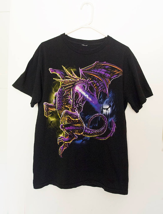 Dragon themed everything, where to start. : r/femalefashionadvice