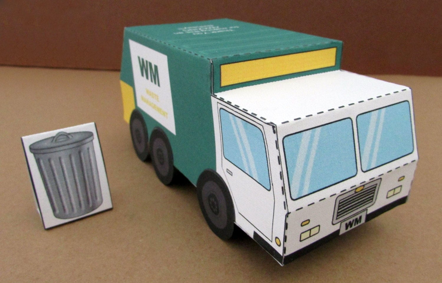 Garbage Truck Favor Box: DIY printable PDF with editable text