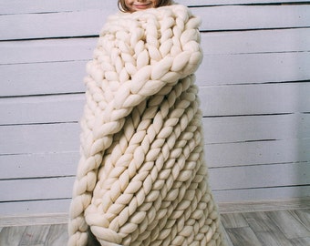 Chunky knit blanket Super chunky knit blanket by JennysKnitCo