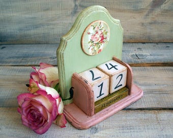 Wood calendar | Etsy