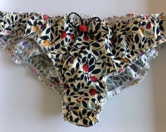 cute ladies knicker SEWING PATTERN with full bottom dropped