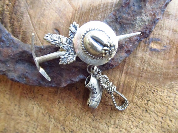 German Alpine Hat Pins - History and Collecting