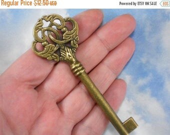 Fancy skeleton keys | Etsy