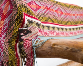 Peru table runner | Etsy