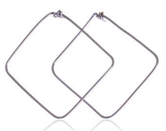 Items similar to Large Square Gold Hoops - Geometric hoops ...