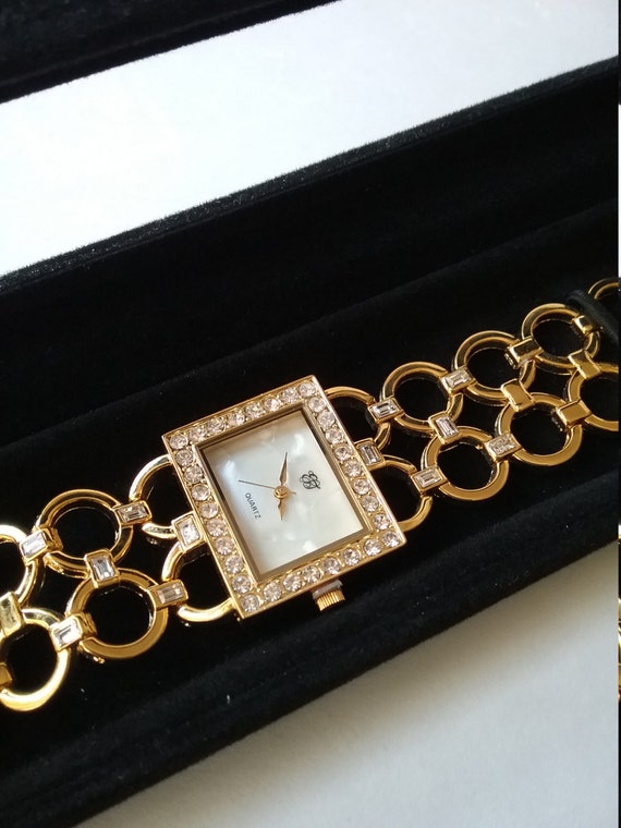 Vintage Elizabeth Taylor White Diamonds Quartz Watch Retro