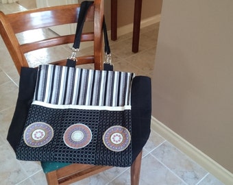 Items similar to Bella Wallet pattern,paper version large appliqued ...