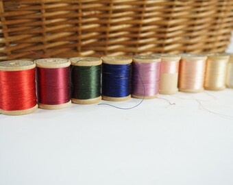 Vintage thread spool | Etsy