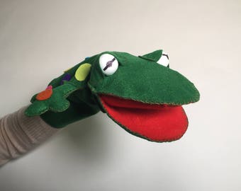 Frog hand puppet | Etsy