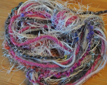 Yarn hair tie | Etsy