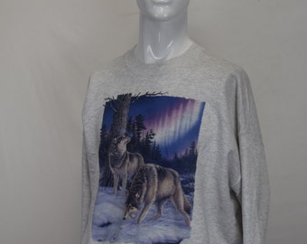 Items similar to Beautiful White Wolf on Sweatshirt - U Pic Size and ...